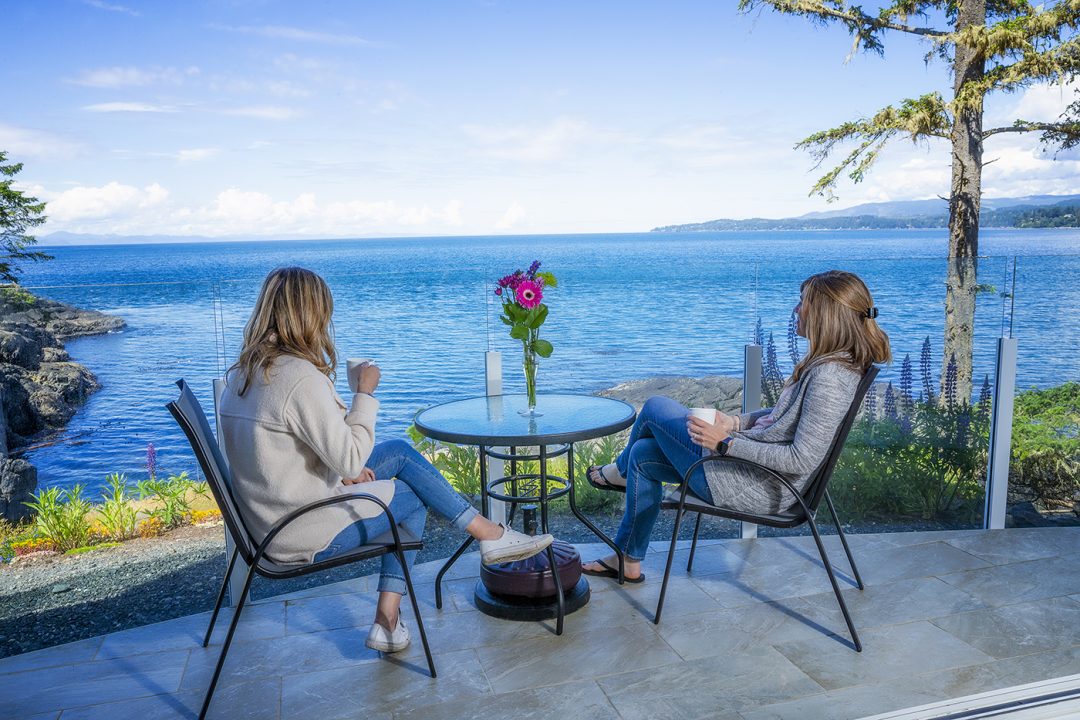 How Does The Ocean Benefit Human Health? - SookePoint